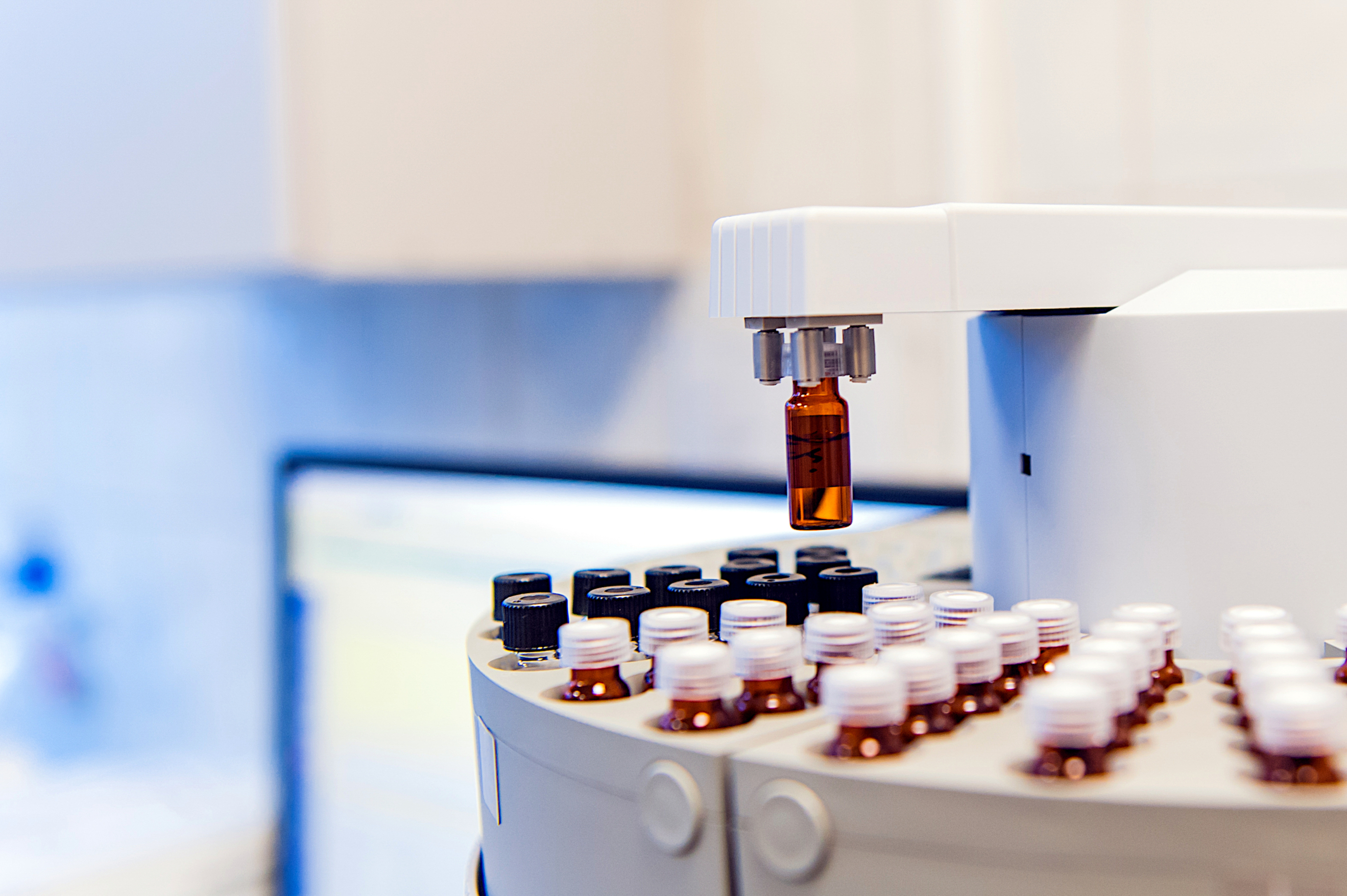 Custom Syringe Pump Solution Enhances UPLC Sample Prep Efficiency | IMI